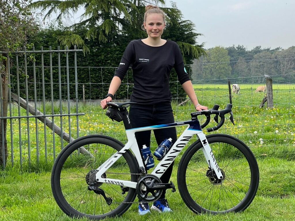 Marthe Truyen behaalt brons bij Parijs-Roubaix: ‘Op dat moment besef je ...